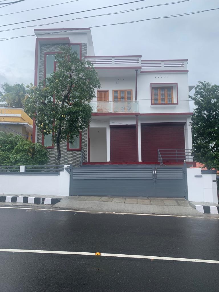 HOUSE FOR RENT NEAR SREEKARIYAM CHEMPAZHANTHY POTHENCODU MAIN ROAD SIDE 9496T100255 - TPBazaar ...